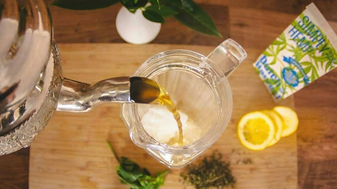 Hemp-ginger-tea - Dutch Harvest - Hemp tea recipes